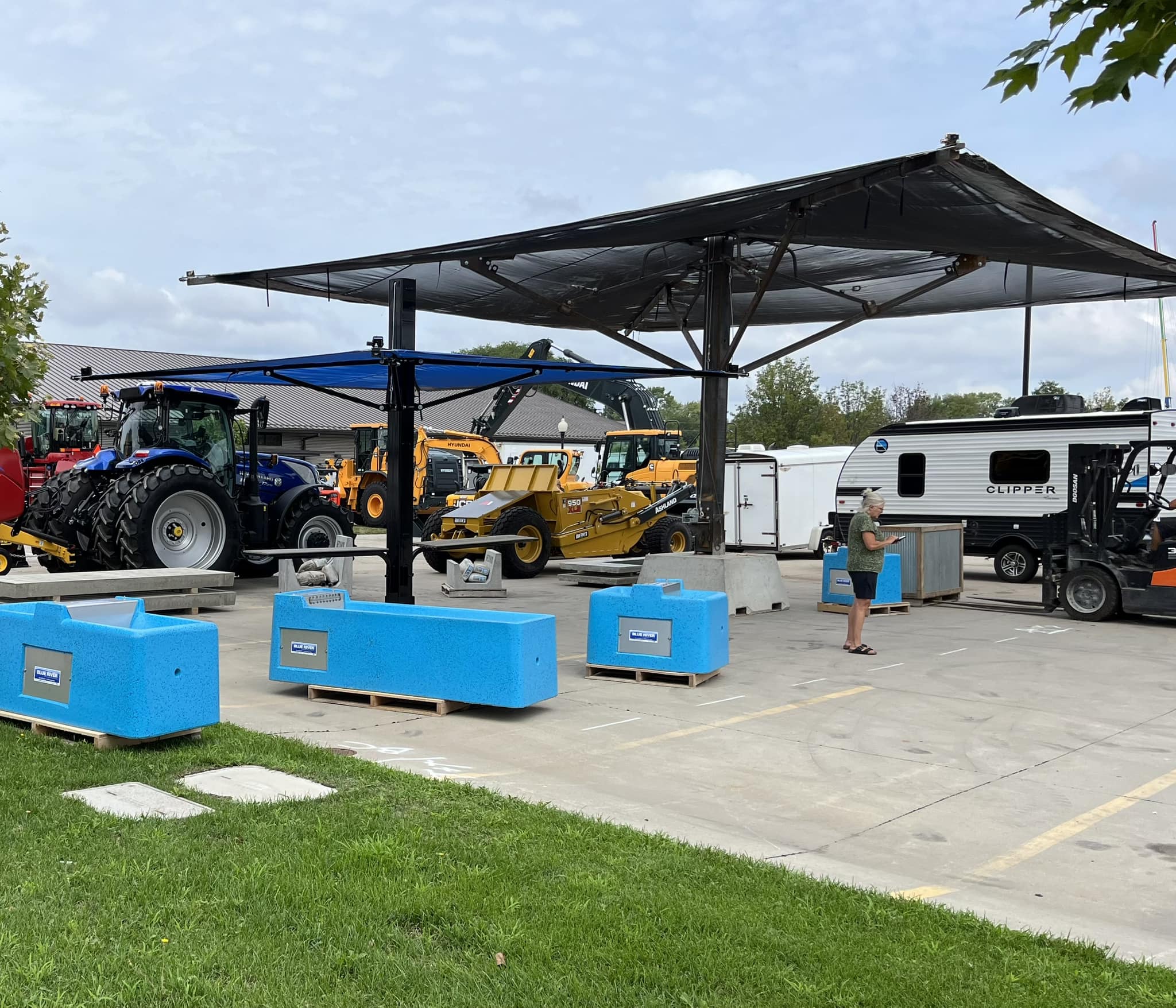 D289 | Drop Shade | products | MohrShade